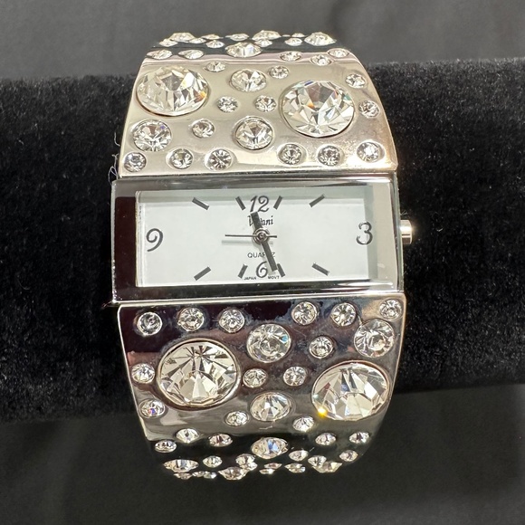 Vivani | Accessories | Vivani Silver Stone Quartz Cuff Wrist Watch ...